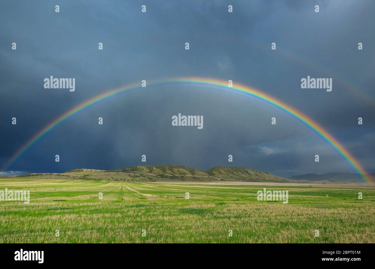 Beautiful scenery rainbow hi-res stock photography and images - Alamy
