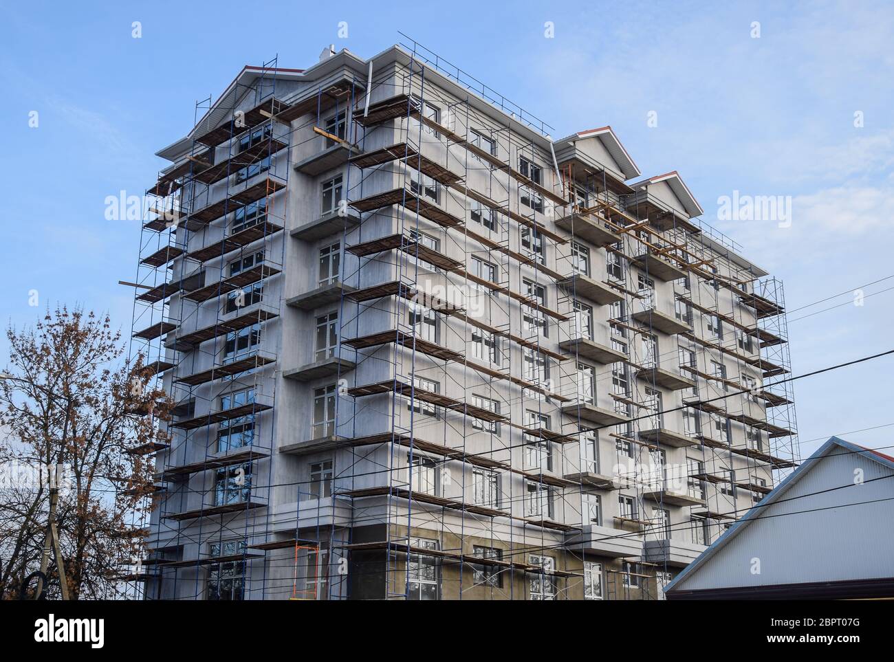 Construction of a multi-storey residential building. Share construction ...