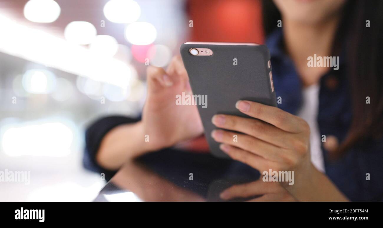 Use of smart phone Stock Photo - Alamy