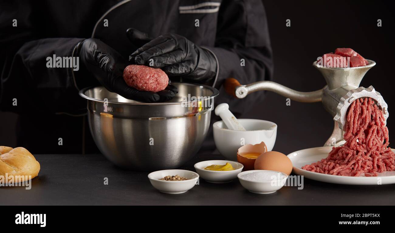 Lean over table hi-res stock photography and images - Alamy