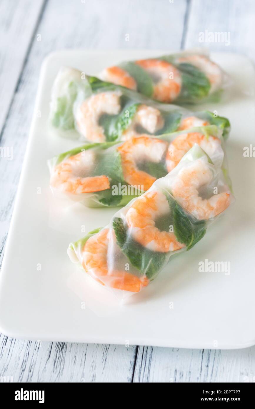 Shrimp rice paper rolls Stock Photo - Alamy
