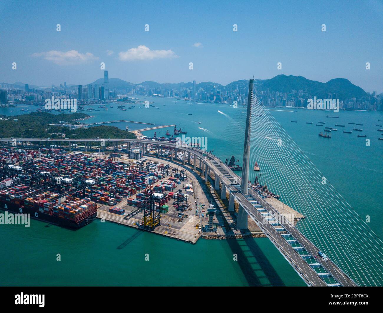 Terminal container port in Hong Kong Stock Photo - Alamy