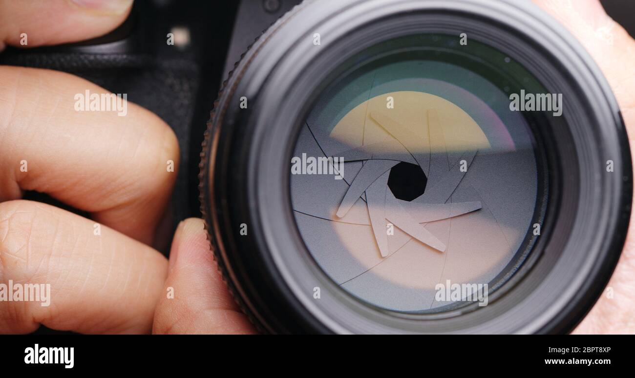 Changing aperture camera lens hi-res stock photography and images - Alamy