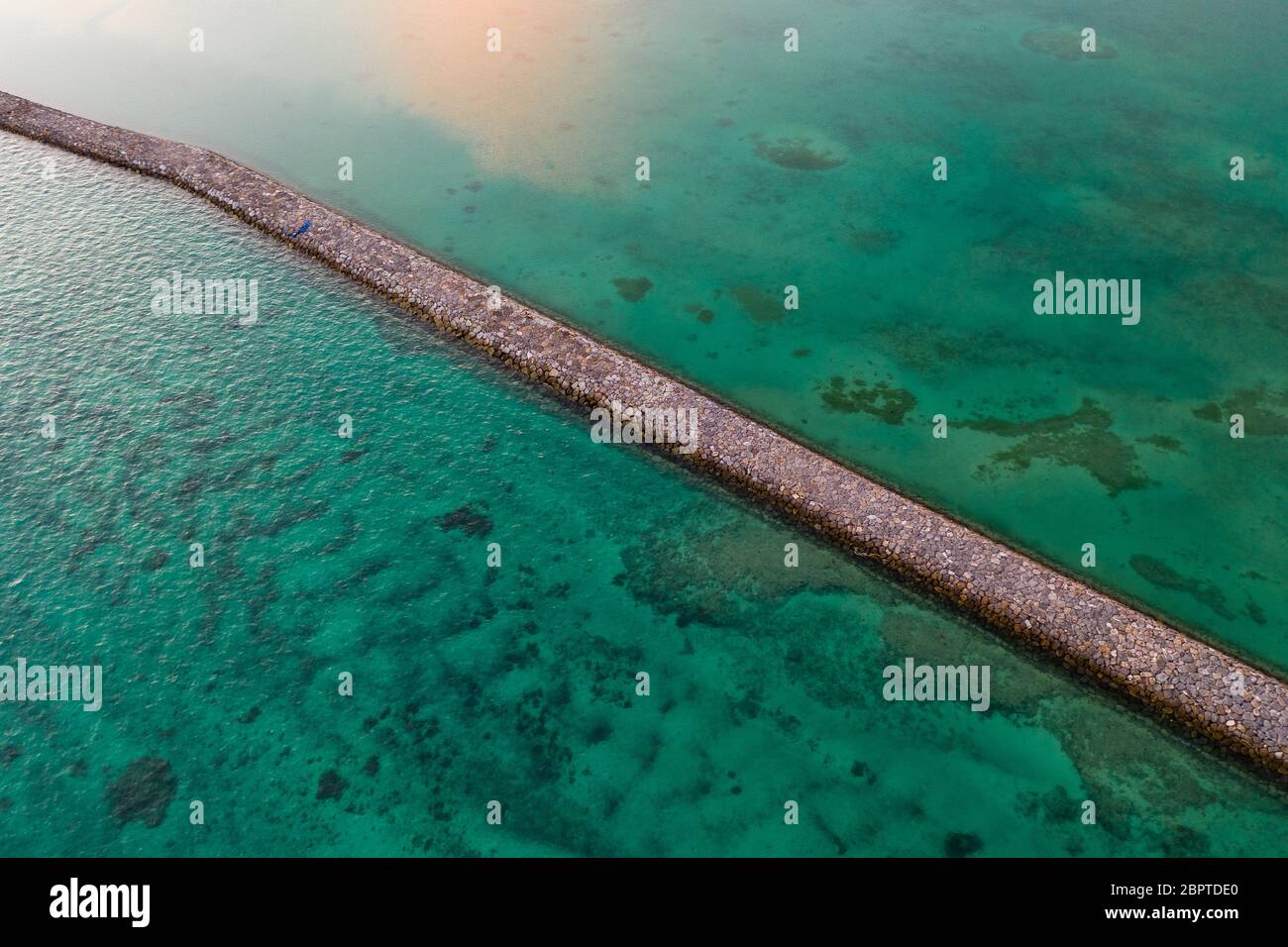 Okinawa beach breakwater hi-res stock photography and images - Alamy