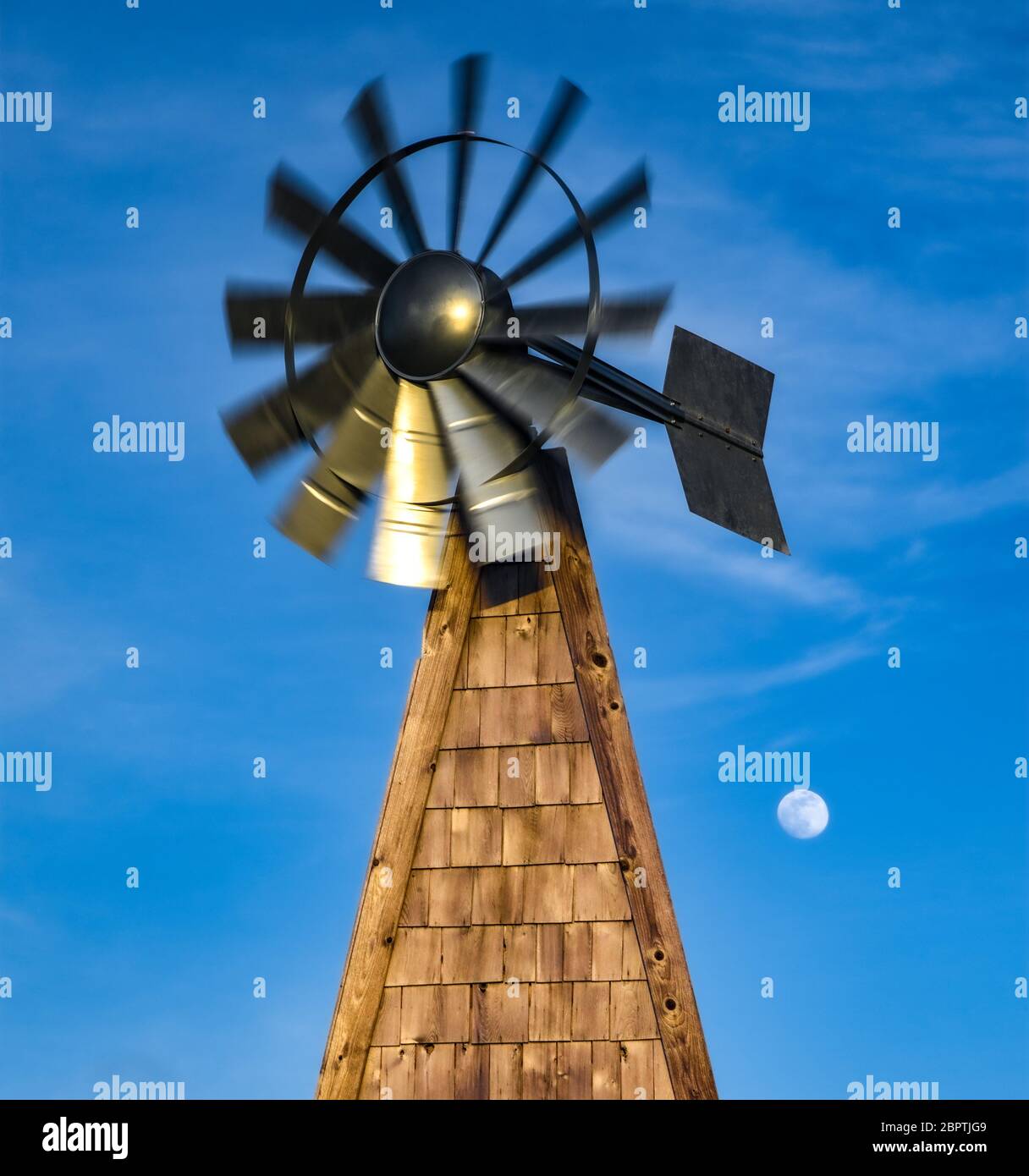 Andrew haydon park windmill hi-res stock photography and images - Alamy