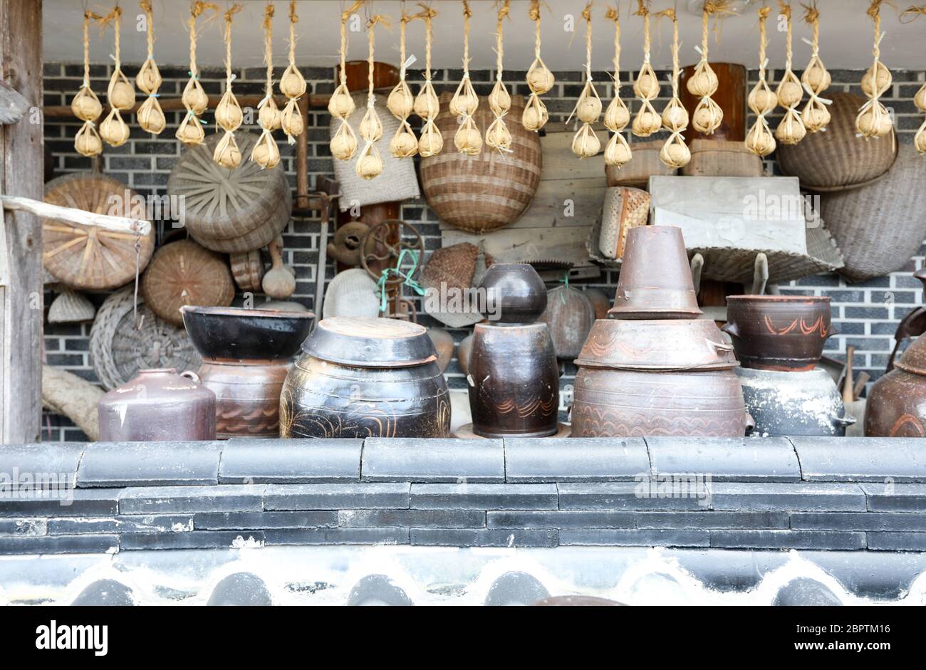 Korean traditional props hi-res stock photography and images - Alamy