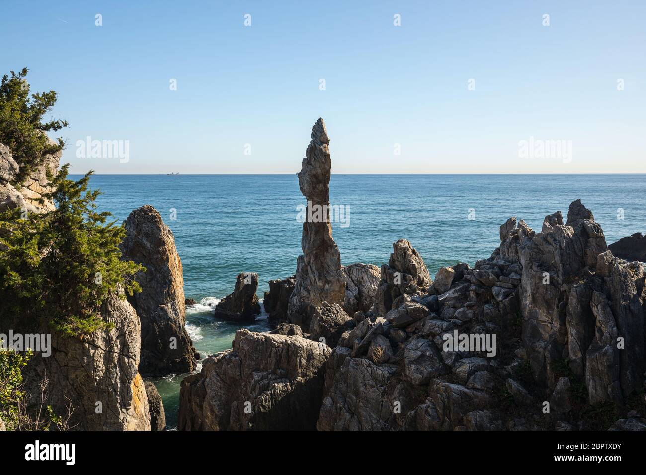 Sea landscape with beautiful natural rocks. East Sea Gangwon-do, Korea ...