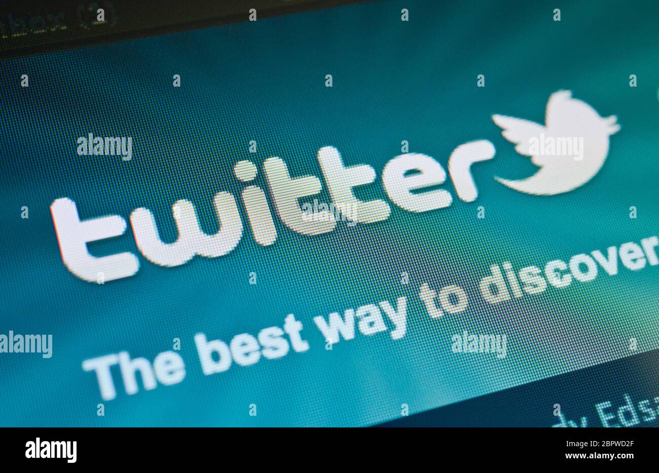 Twitter brand hi-res stock photography and images - Alamy