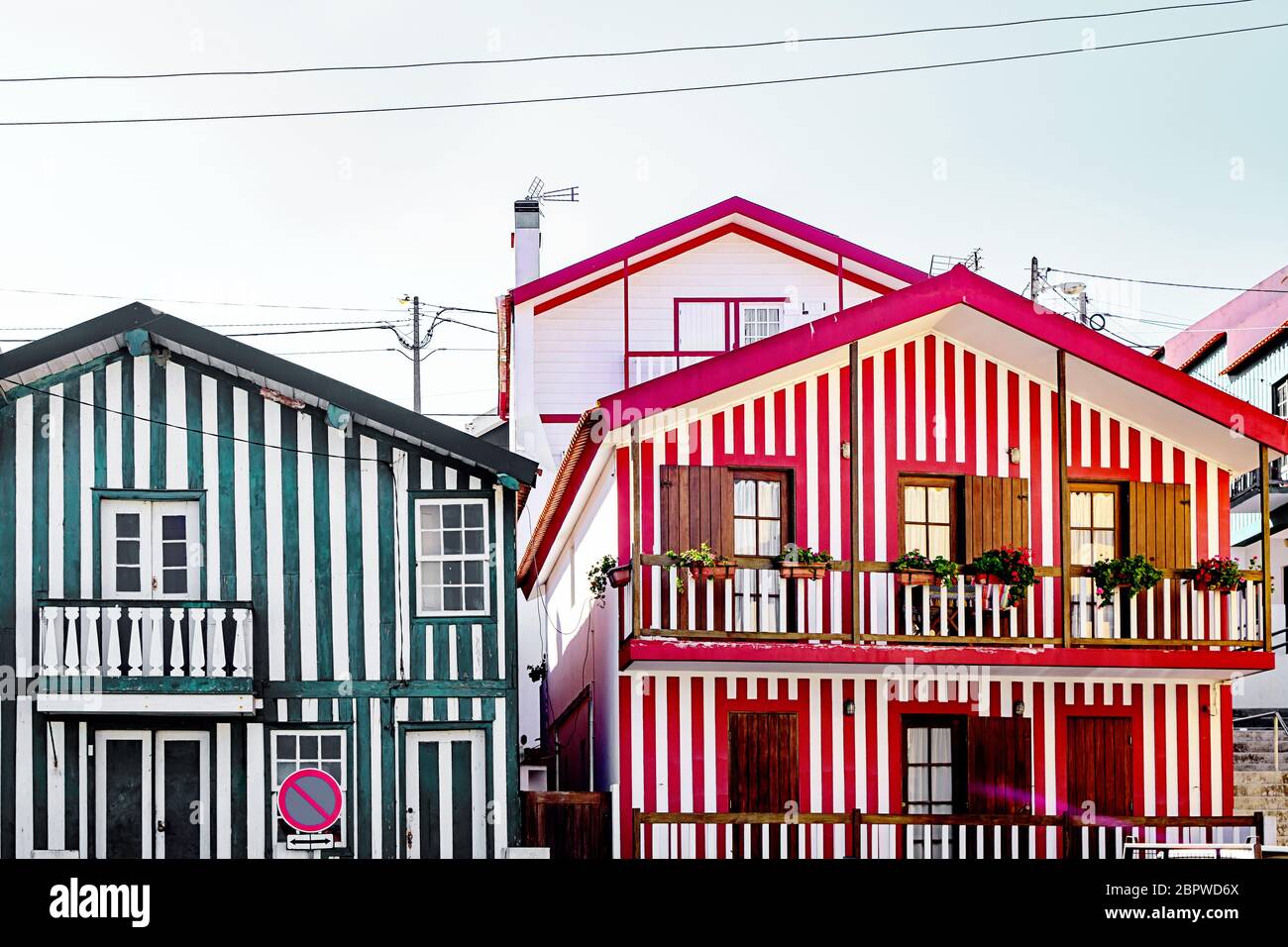 Striped houses hi-res stock photography and images - Alamy