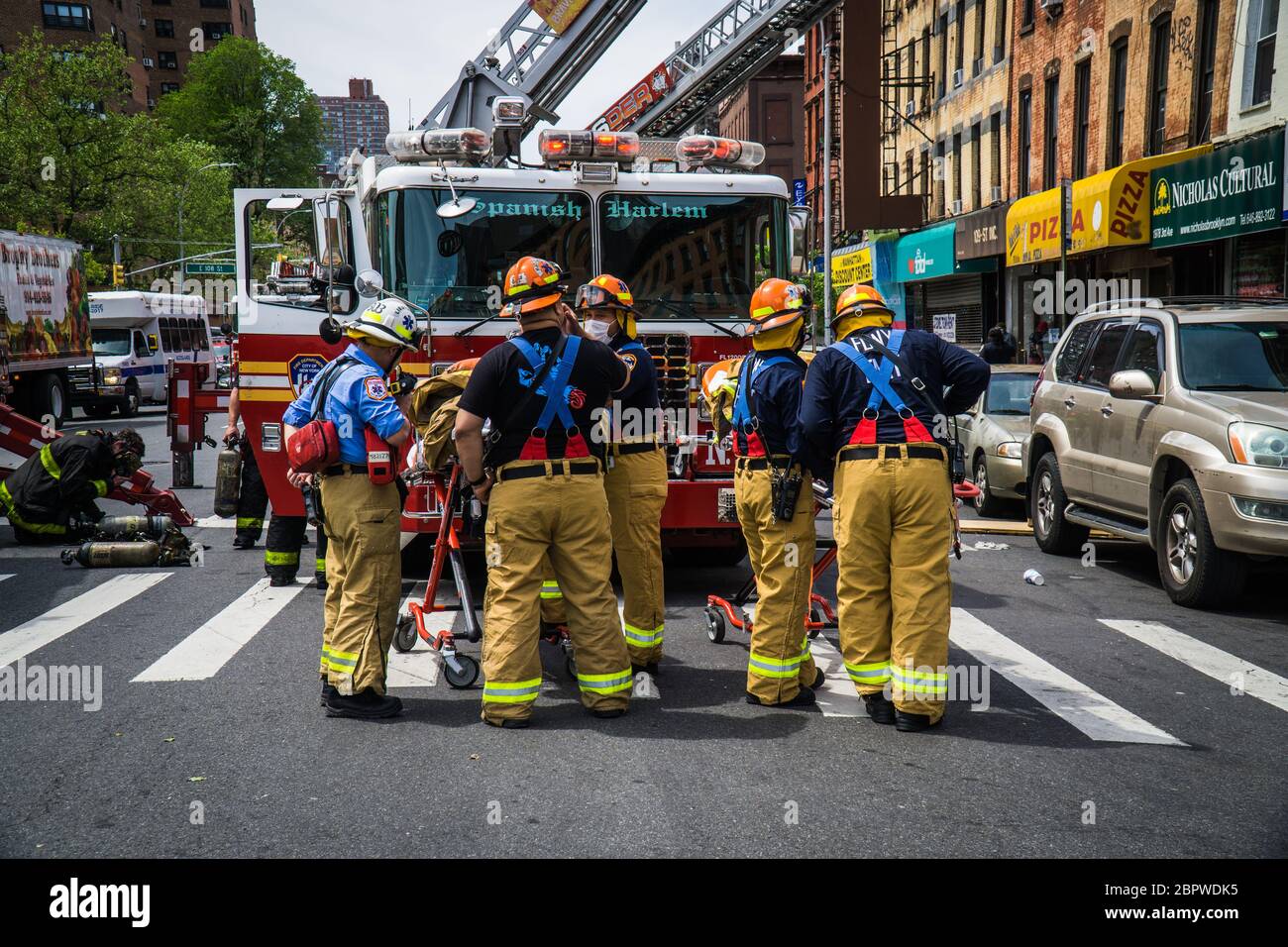 FDNY respond to a fire at 1980 3rd ave in Spanish Harlem. Fire on the ...