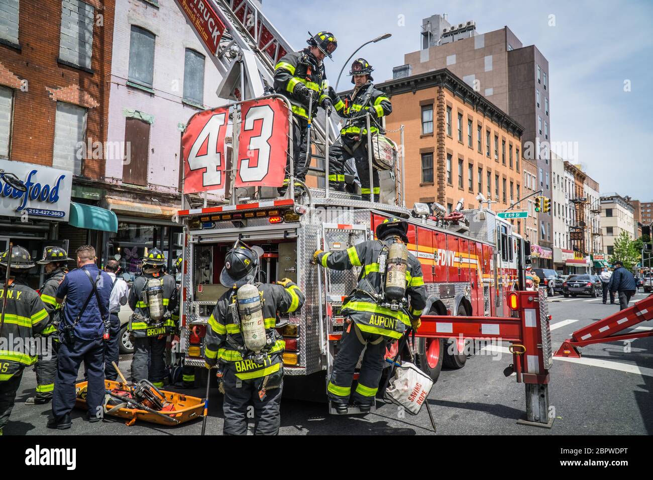 FDNY respond to a fire at 1980 3rd ave in Spanish Harlem. Fire on the ...