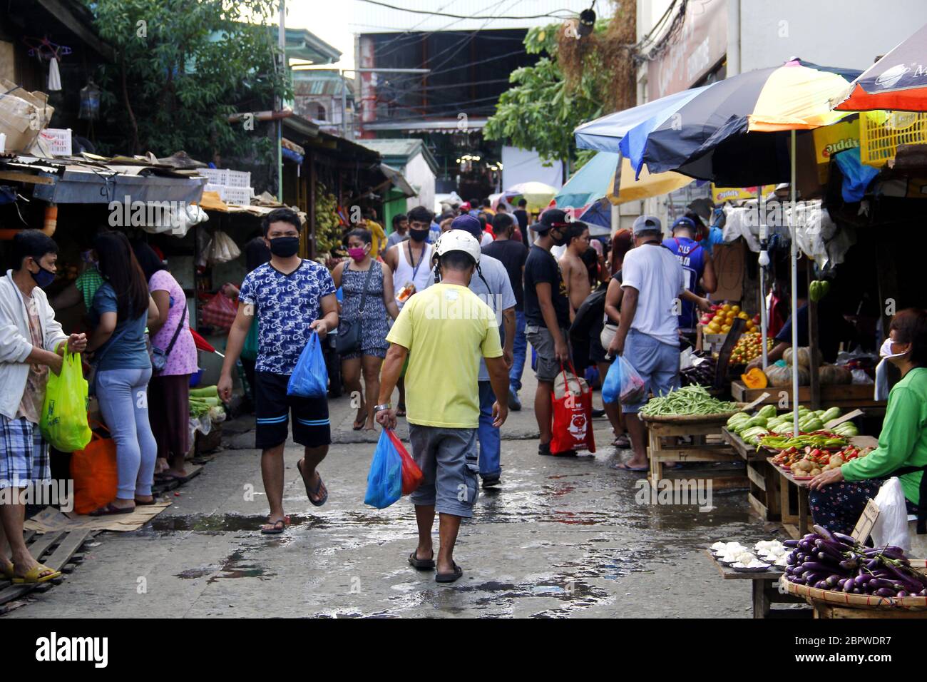 Filipino crowd hi-res stock photography and images - Alamy