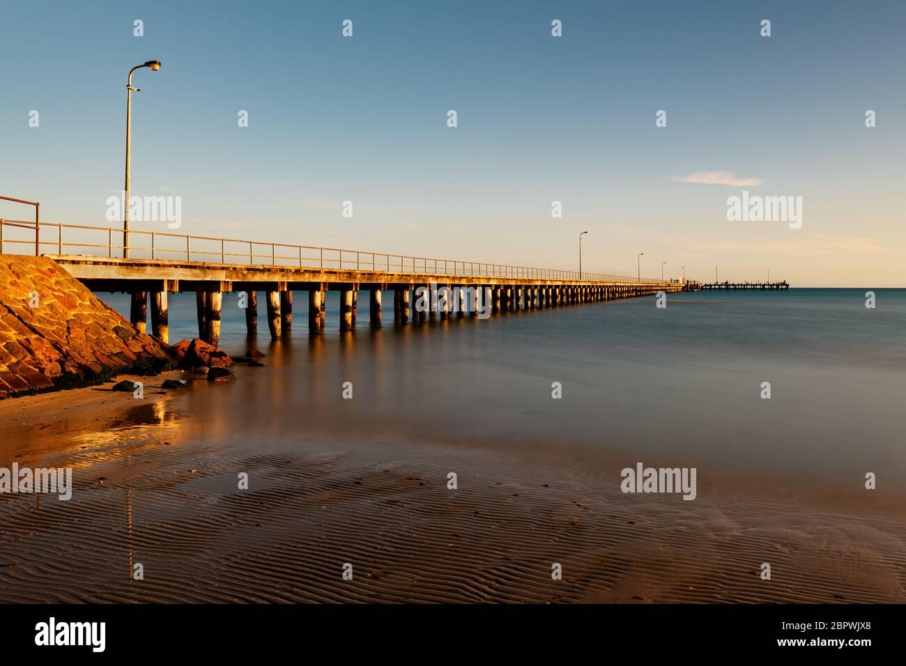 Rye pier hi-res stock photography and images - Alamy