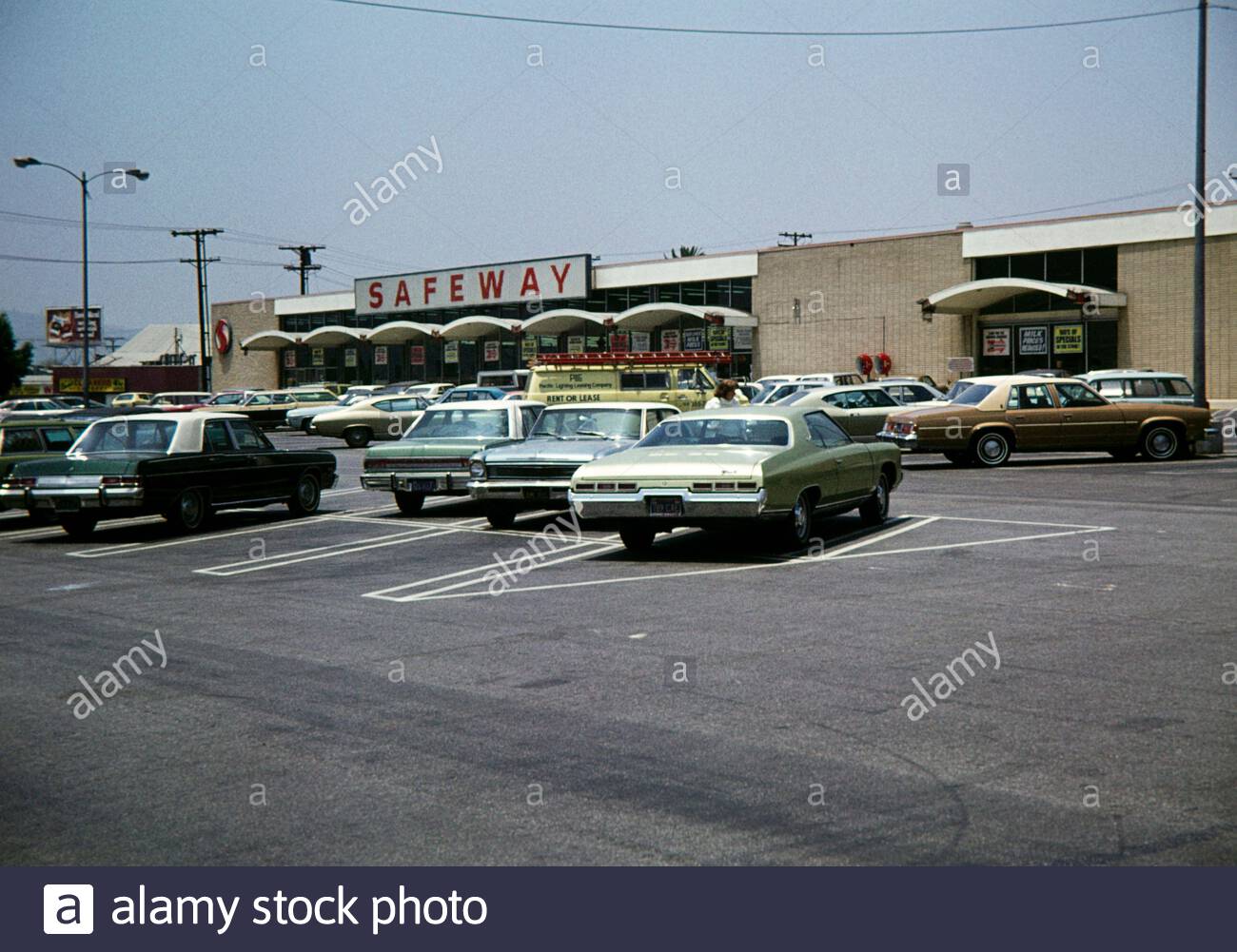 Safeway Supermarket High Resolution Stock Photography and Images - Alamy