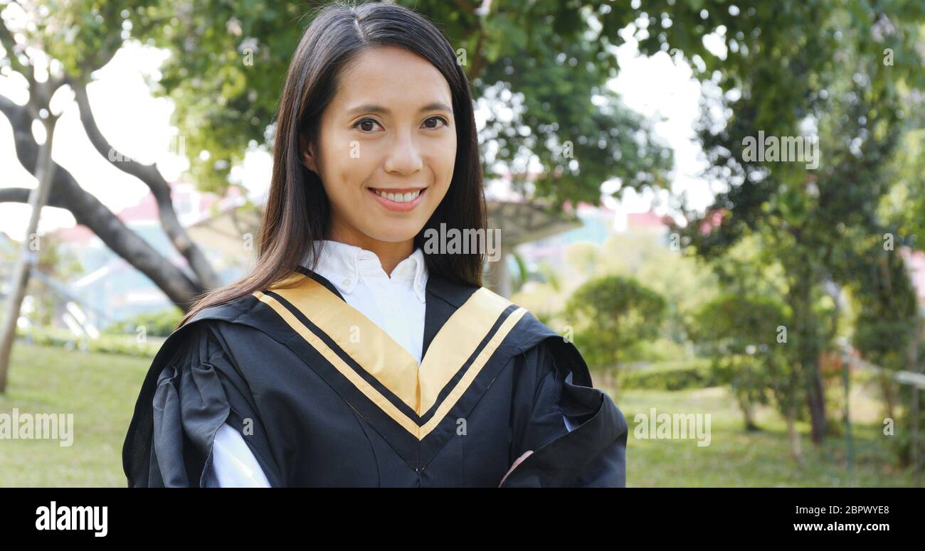 Korean graduation ceremony hi-res stock photography and images - Alamy