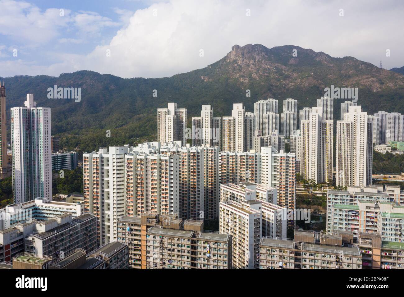 Lok fu estate hi-res stock photography and images - Alamy
