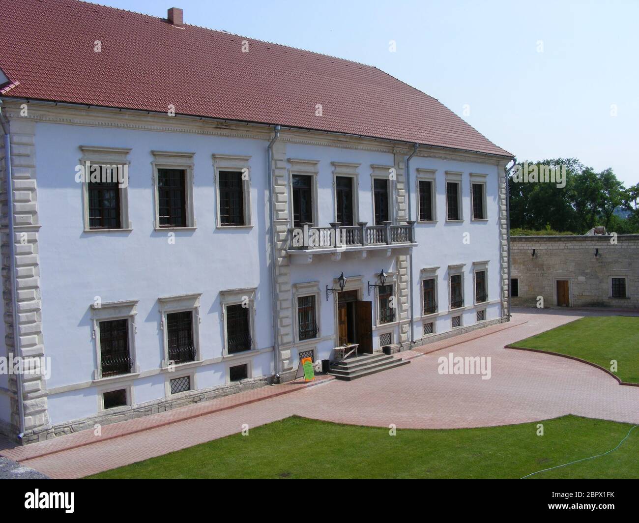Rooftop prague castle red hi-res stock photography and images - Alamy