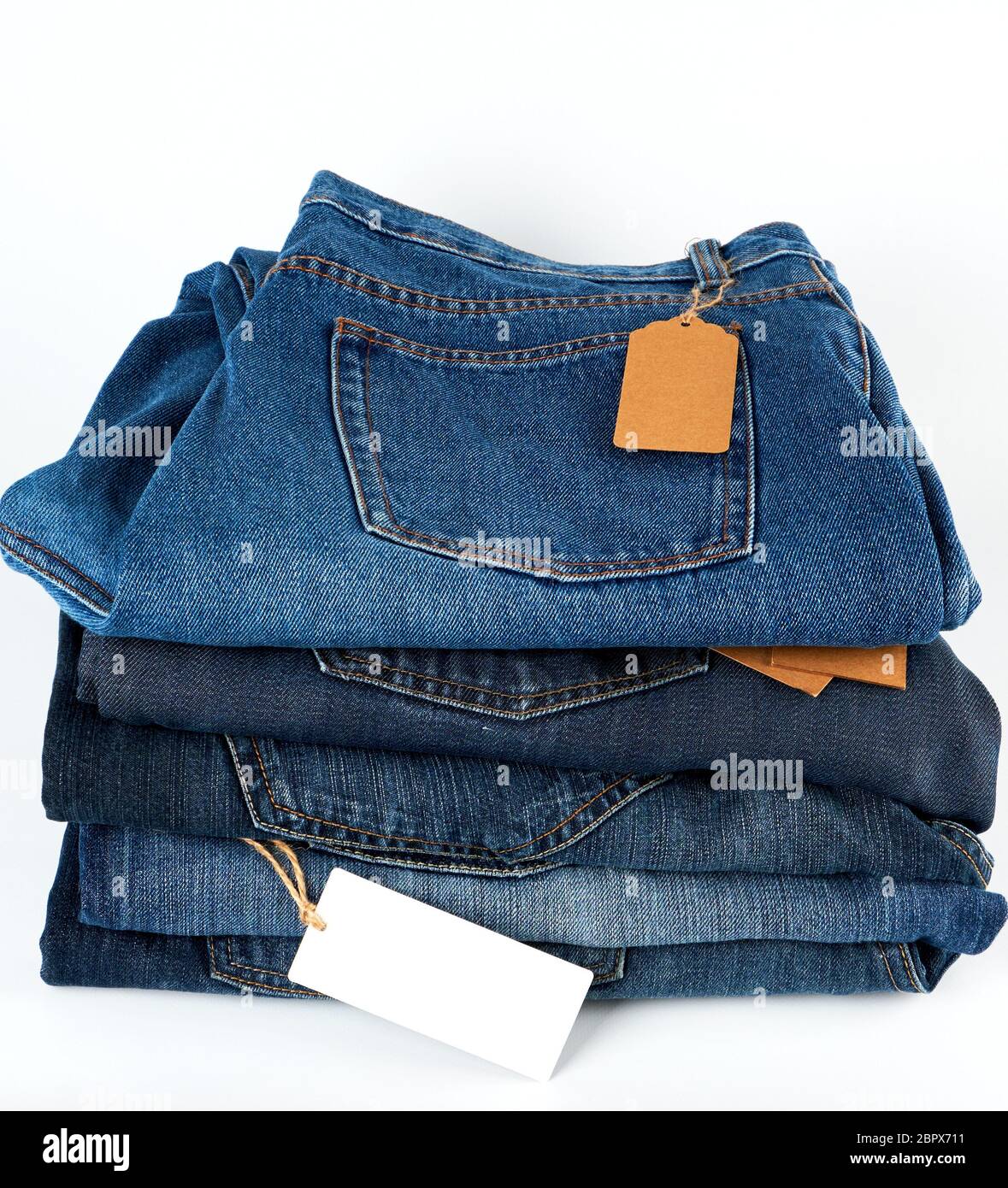 Empty tags hi-res stock photography and images - Alamy