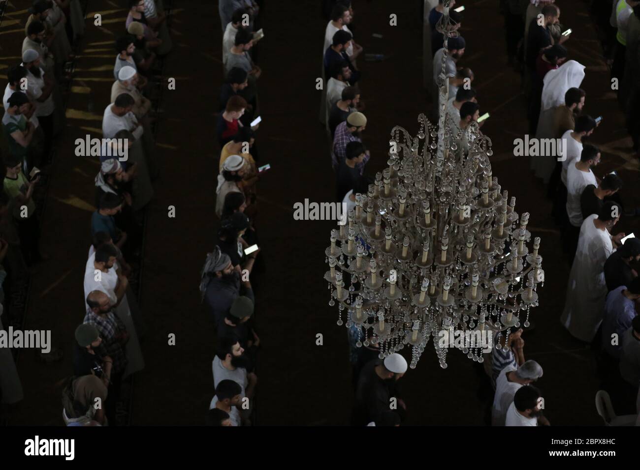 Muslims pray syria hi-res stock photography and images - Alamy