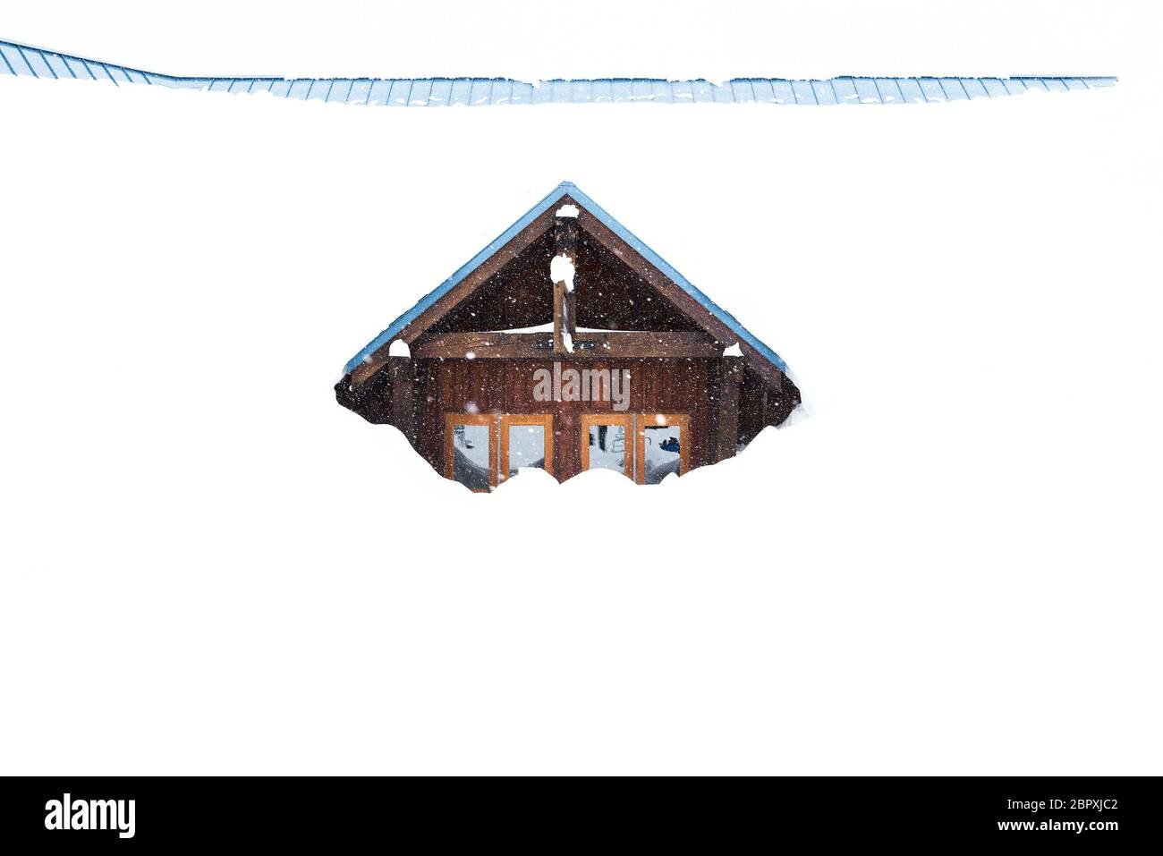 Ice frozen on roof Cut Out Stock Images & Pictures - Alamy