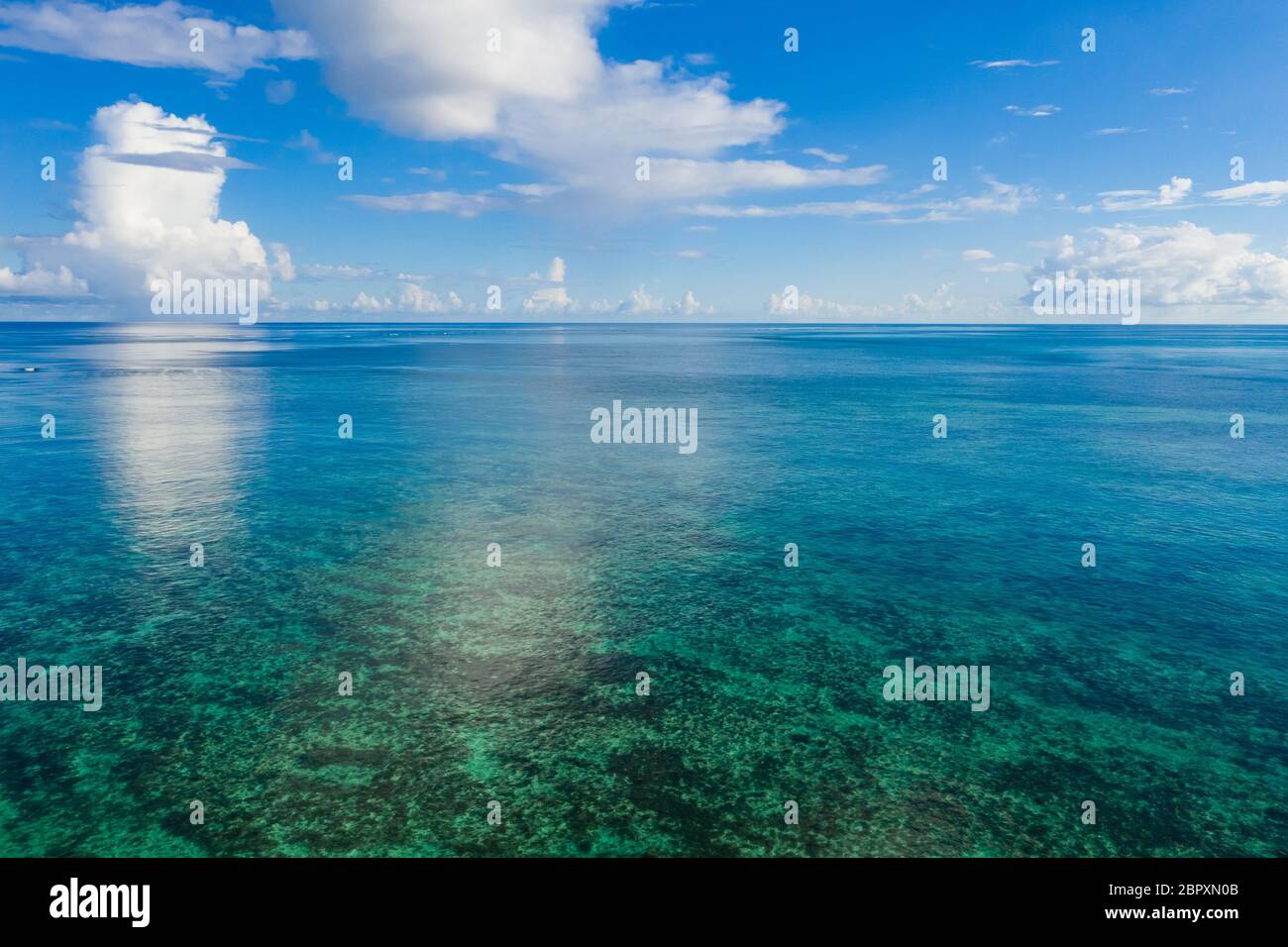 Top view tropical lagoon ishigaki hi-res stock photography and images ...