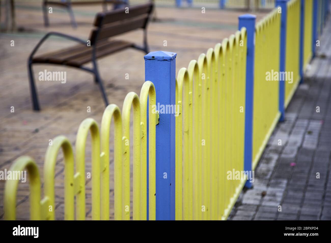 Guardrail factory hi-res stock photography and images - Alamy