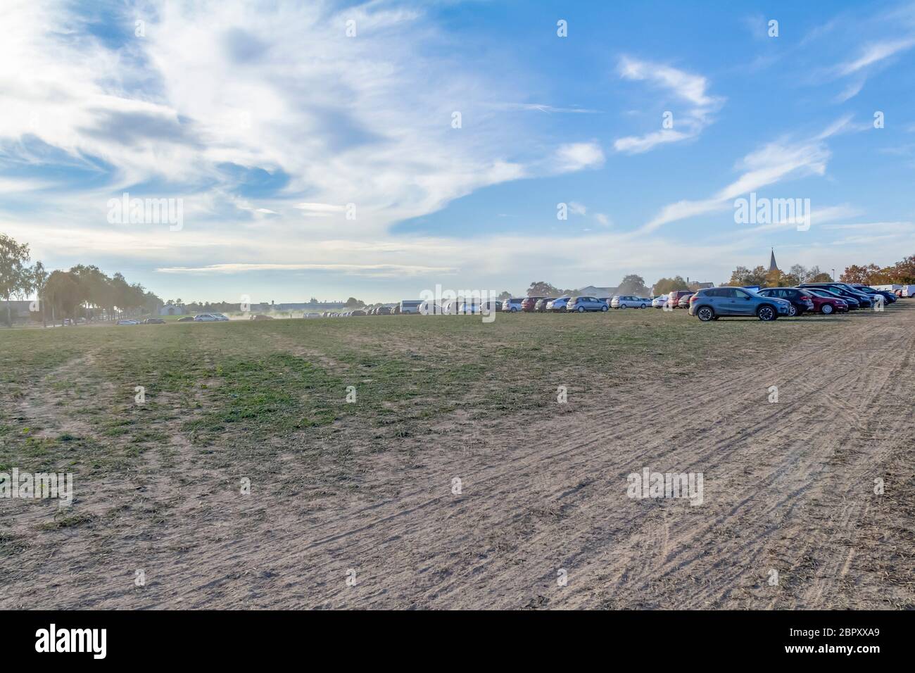 Dust covered cars hi-res stock photography and images - Alamy