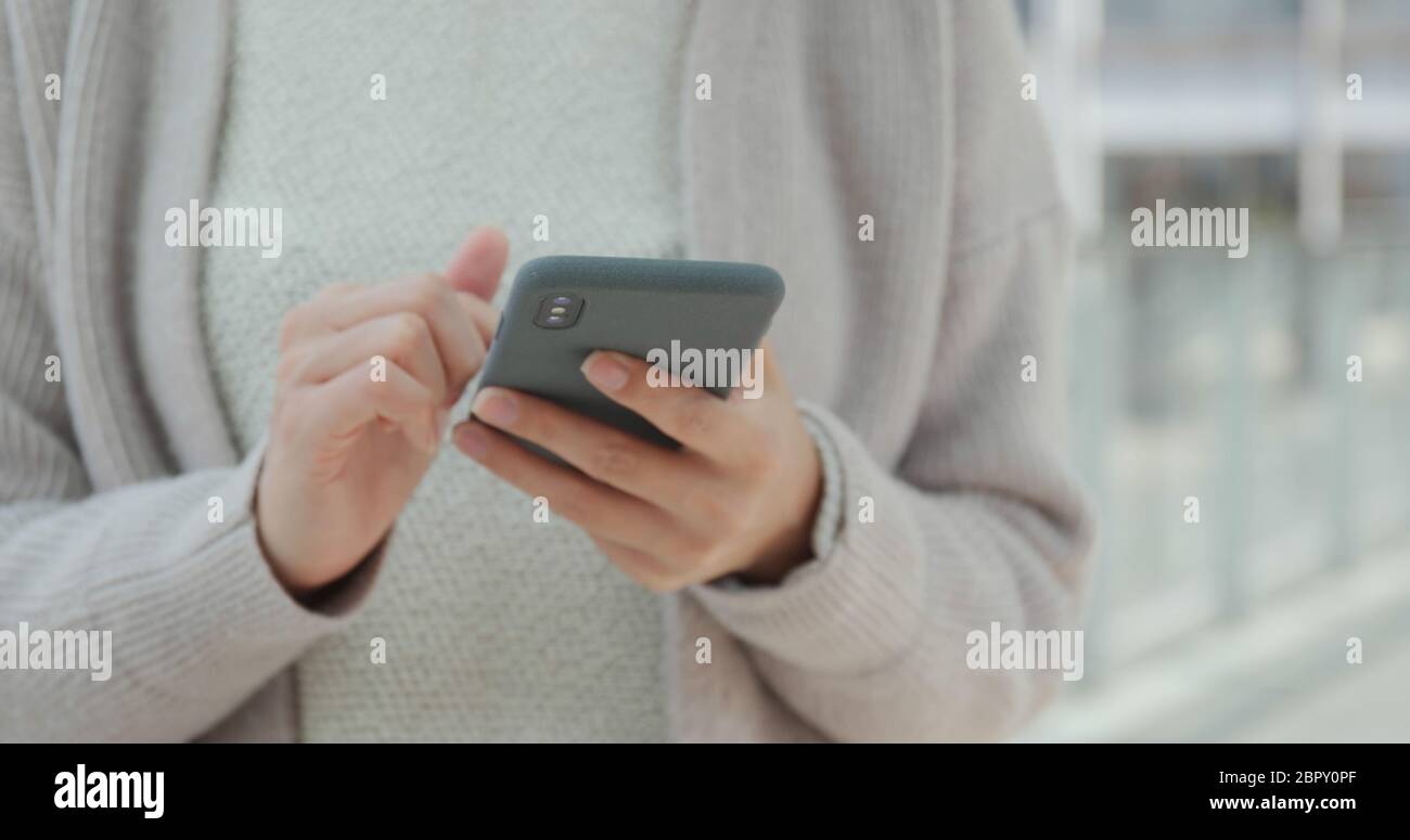 Use of smart phone Stock Photo - Alamy