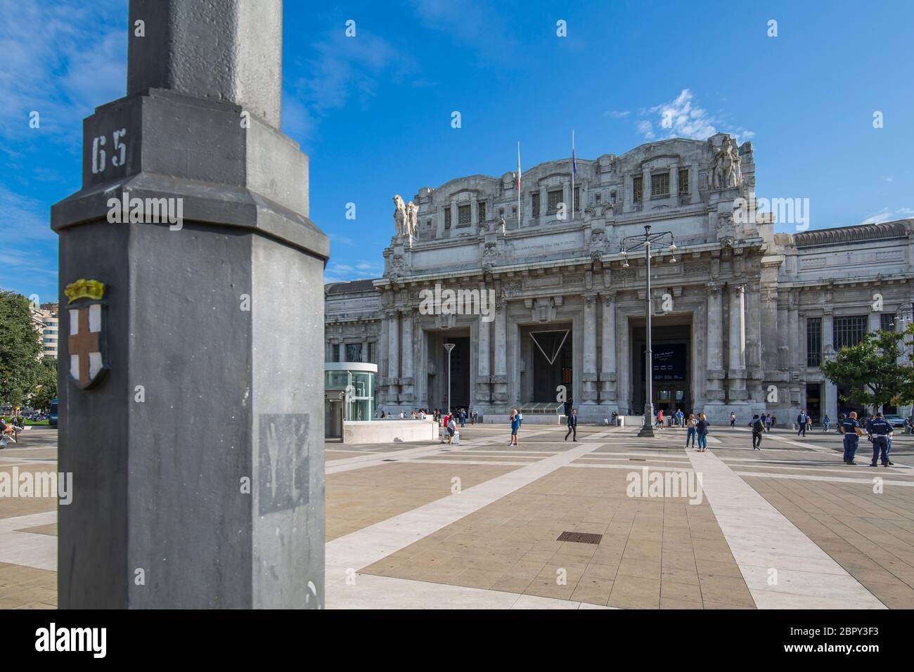 View of exterior of Milan Central Station on sunny day, Milan, Lombardy ...