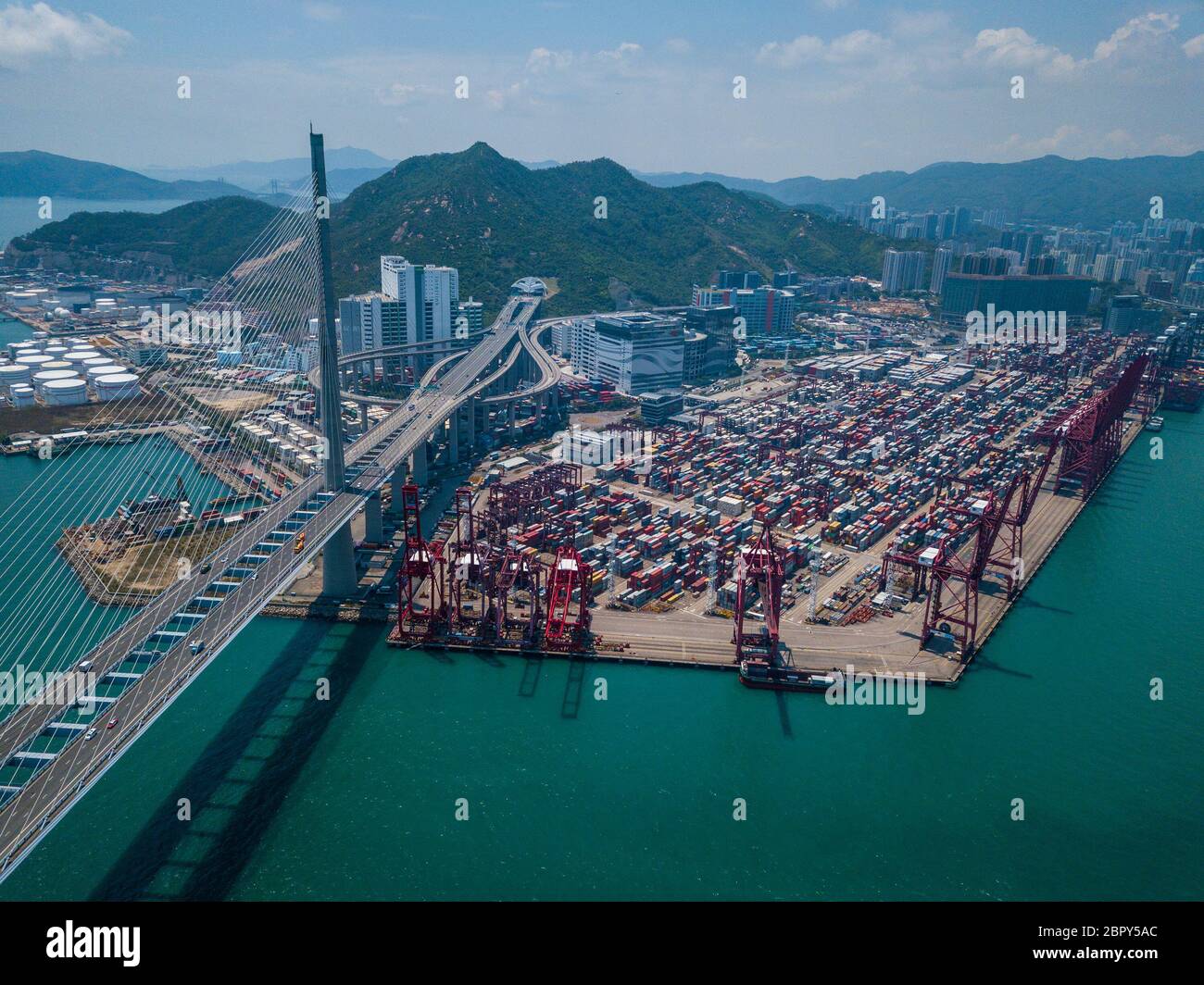 Terminal container port in Hong Kong Stock Photo - Alamy
