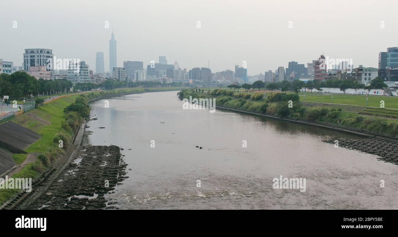 Taipei city, Taiwan, 27 May 2018:- Air pollution in Taipei city Stock ...