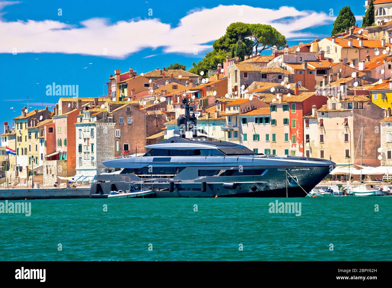 Town of Rovinj ancient architecture and waterfront view, Istria, region ...
