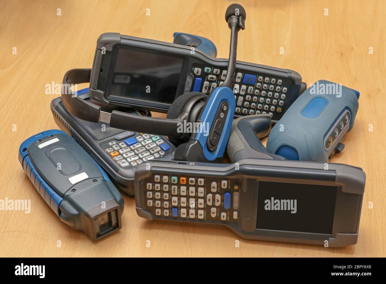 Rfid warehouse scanner hi-res stock photography and images - Alamy