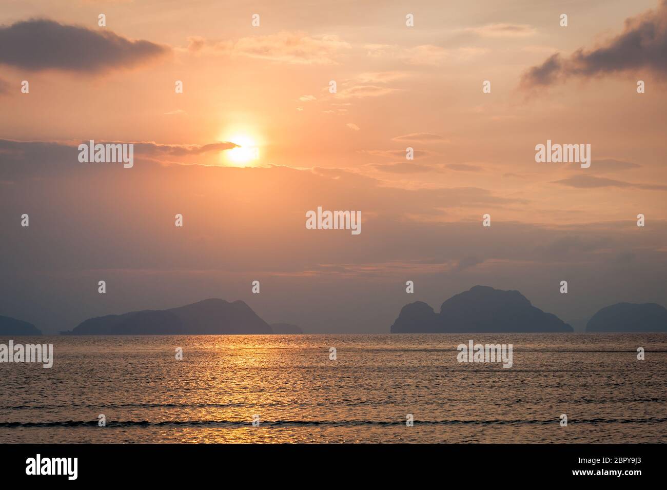 Sunset at Las Cabanas Beach, El Nido, Palawan, The Philippines Stock ...