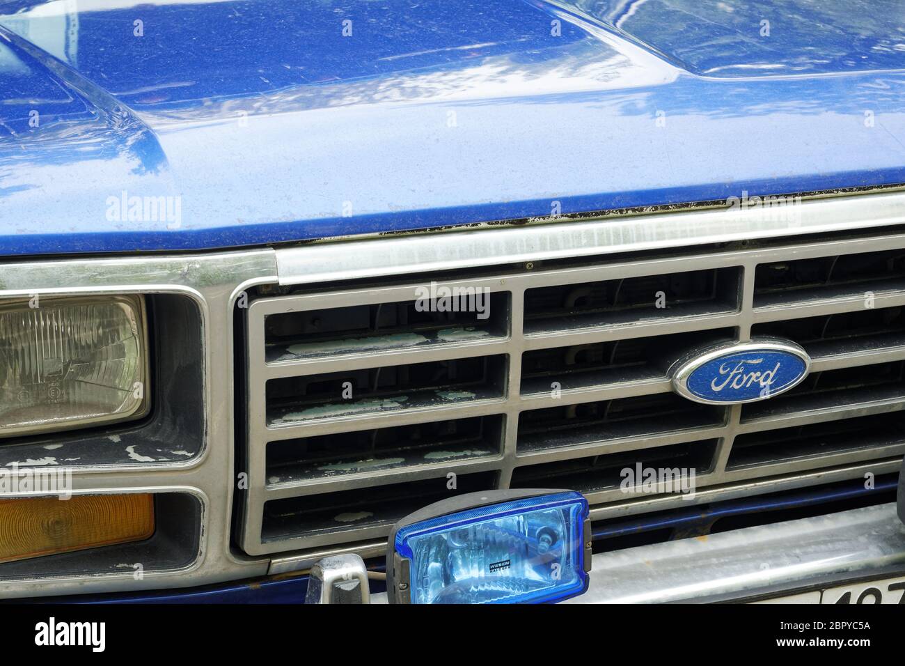 Ford Cards High Resolution Stock Photography and Images - Alamy