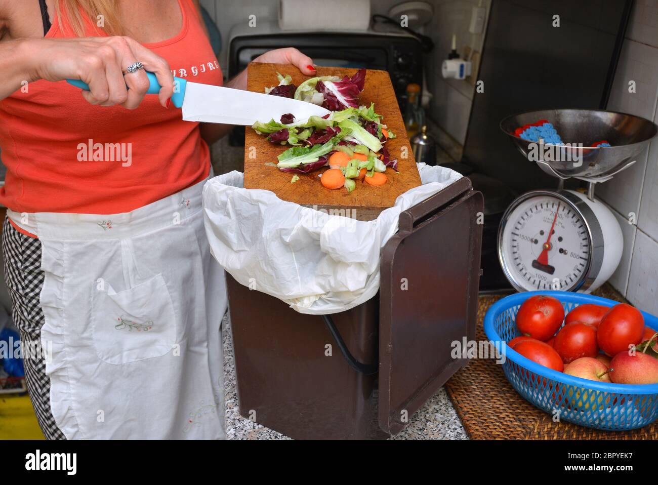 Proper waste disposal hi-res stock photography and images - Alamy