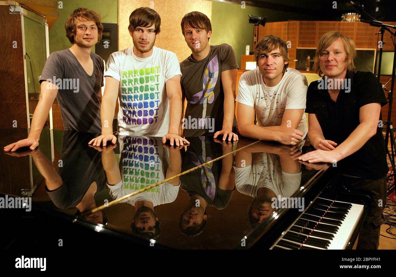 Revolverheld Photocall - Die deutsche Pop-Rock-Band Revolverheld ...