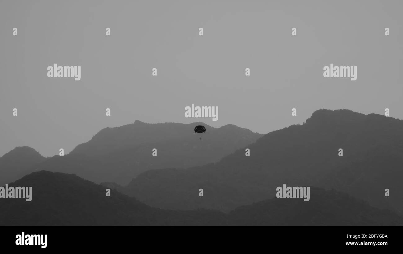 Parachute sky view Black and White Stock Photos & Images - Alamy