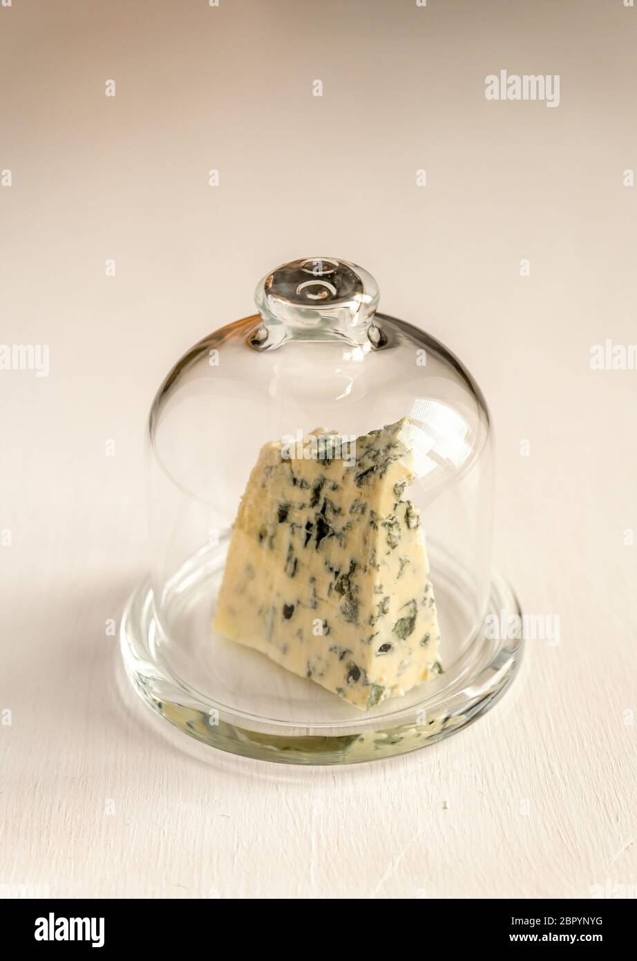 Blue cheese under glass hi-res stock photography and images - Alamy
