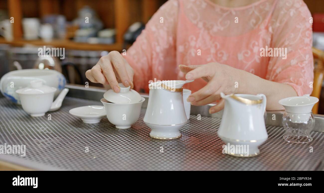Chinese tea ceremony Stock Photo - Alamy