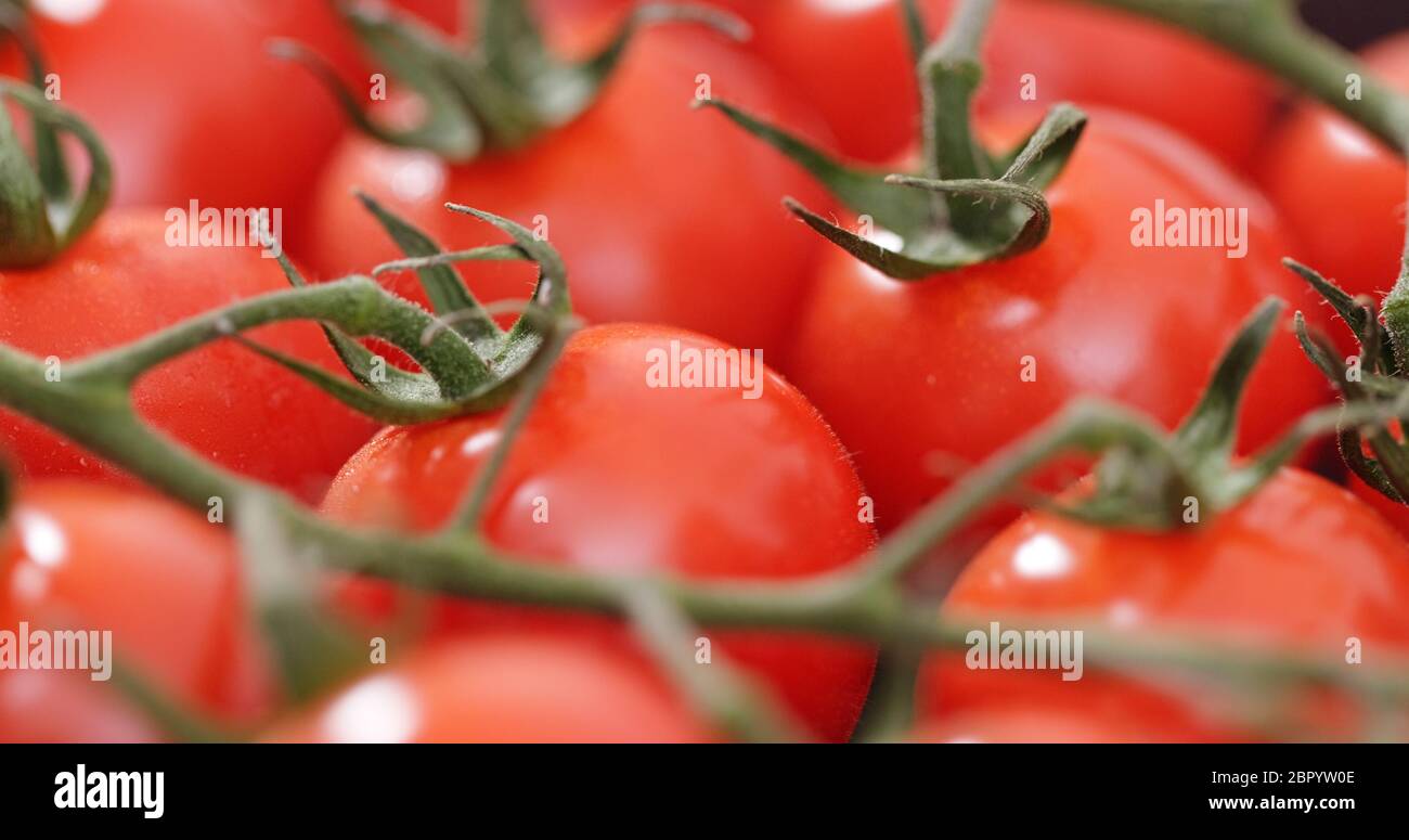 Red cherry tomato Stock Photo - Alamy