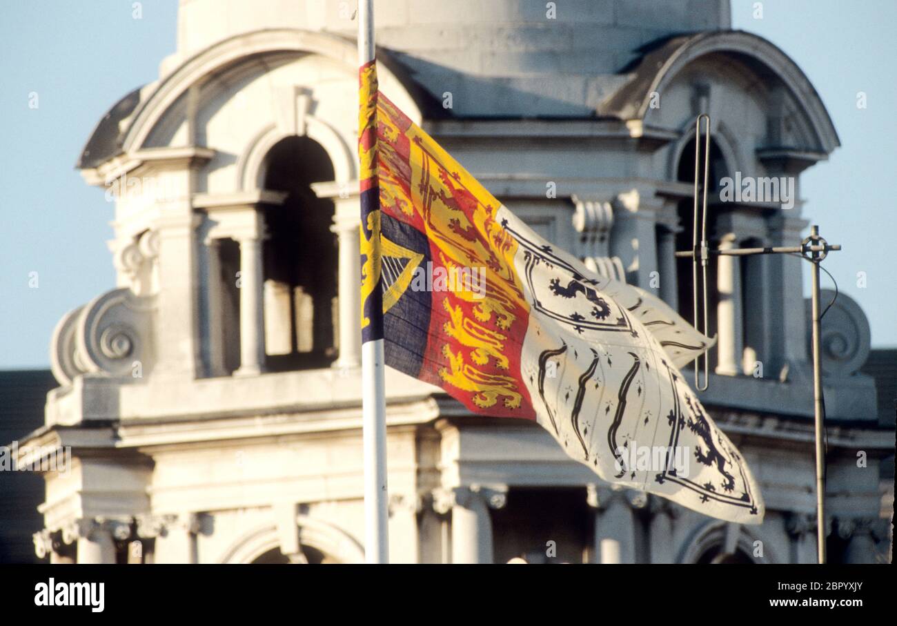HM Queen Elizabeth, The Queen Mother Royal standard flag at her 90th ...