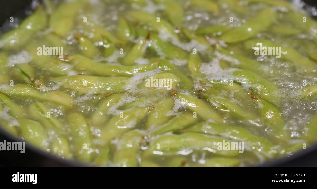 Cook with edamame Stock Photo - Alamy