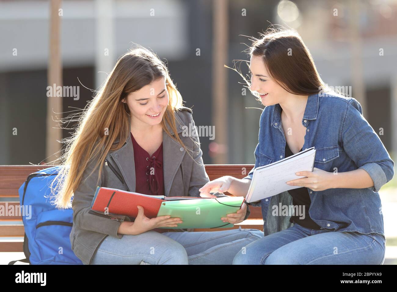 Understanding women book hi-res stock photography and images - Alamy