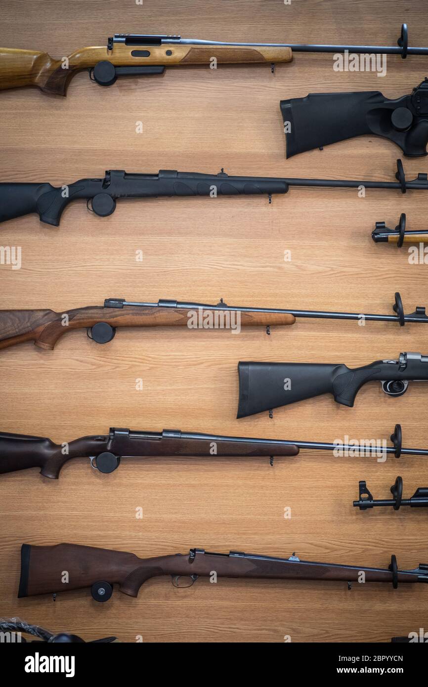 Hunting rifles on wall hi-res stock photography and images - Alamy