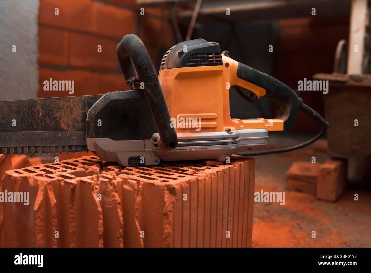 Brick cutting machine hi-res stock photography and images - Alamy