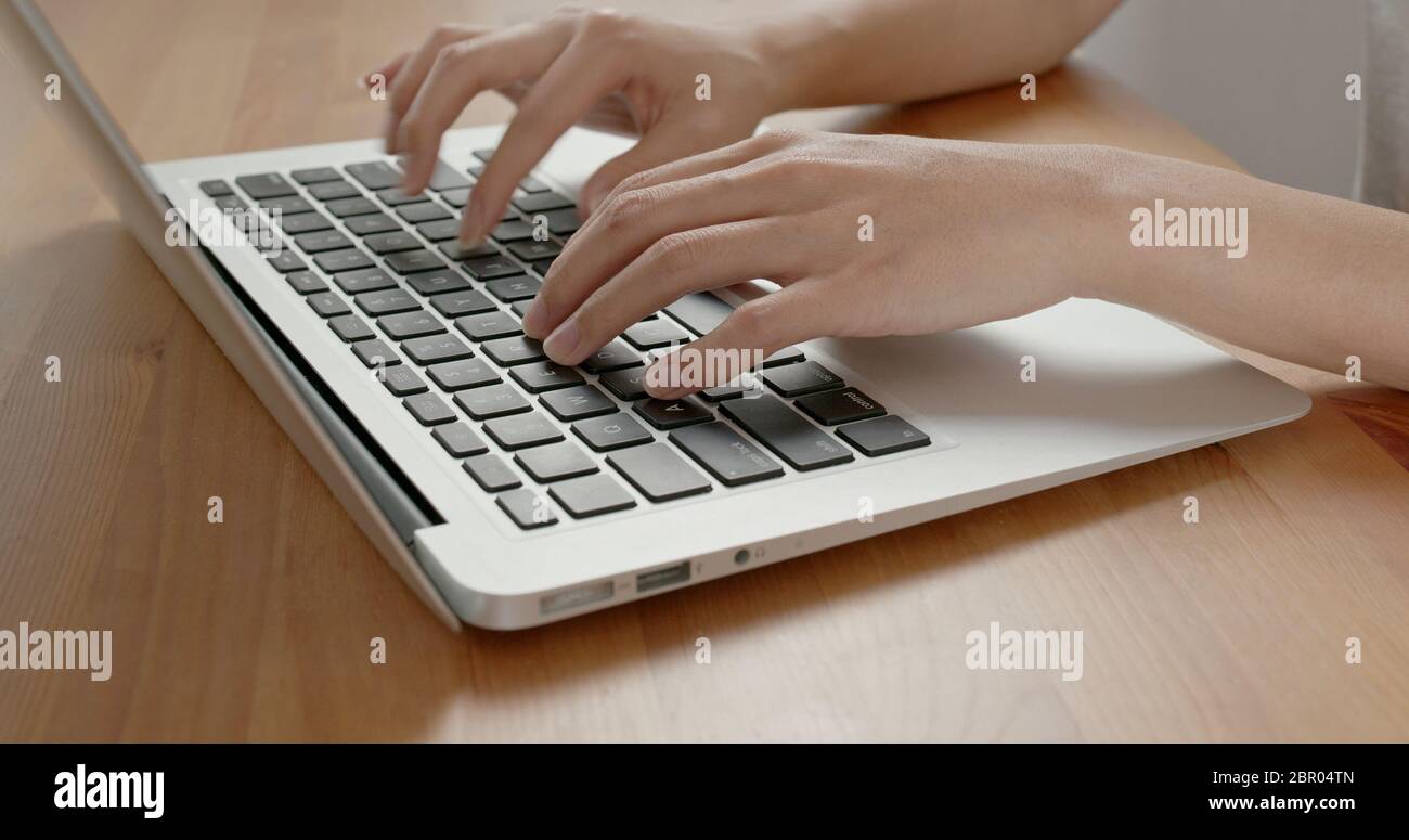 Use of laptop computer Stock Photo - Alamy