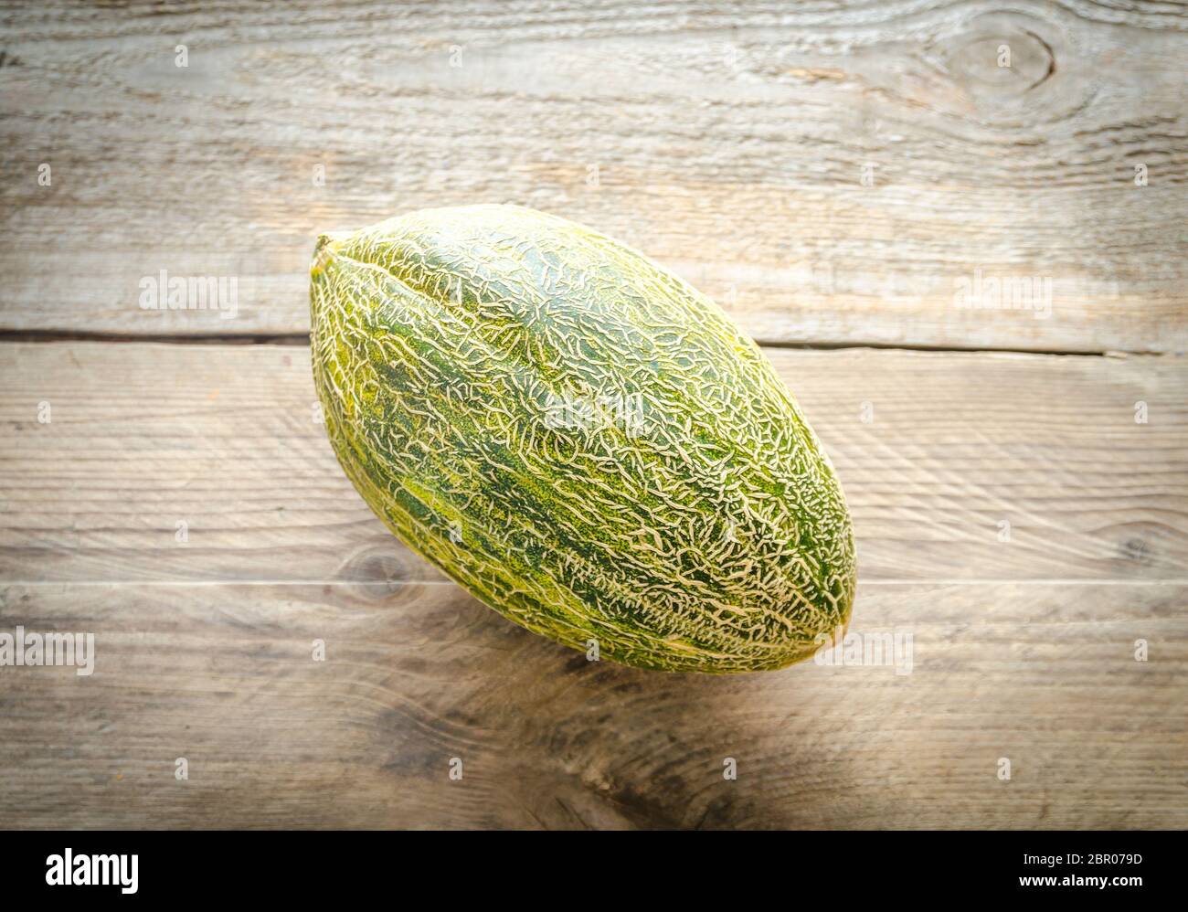 Piel de sapo melon fruit whole hi-res stock photography and images - Alamy