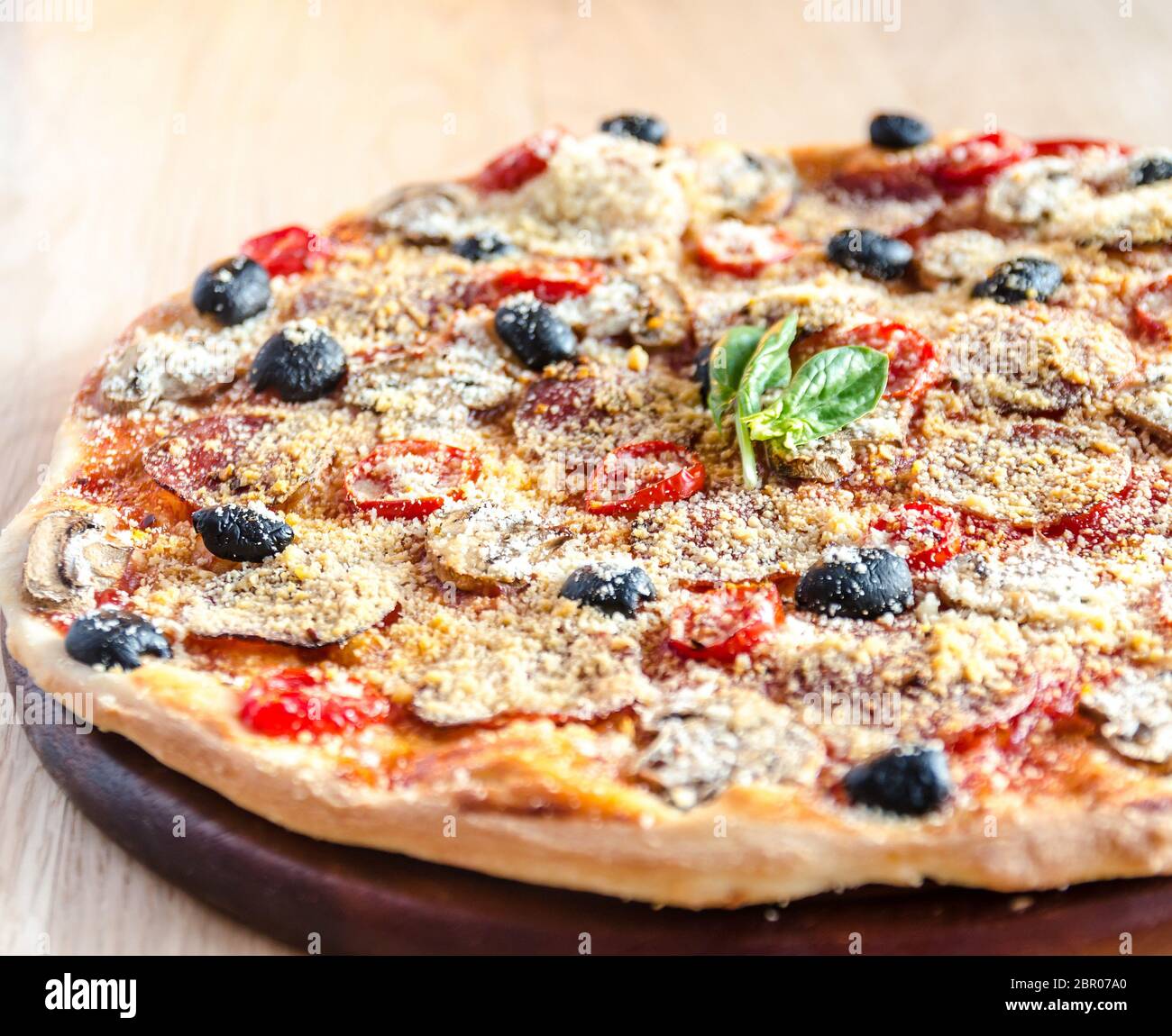 Homemade Regina pizza Stock Photo - Alamy
