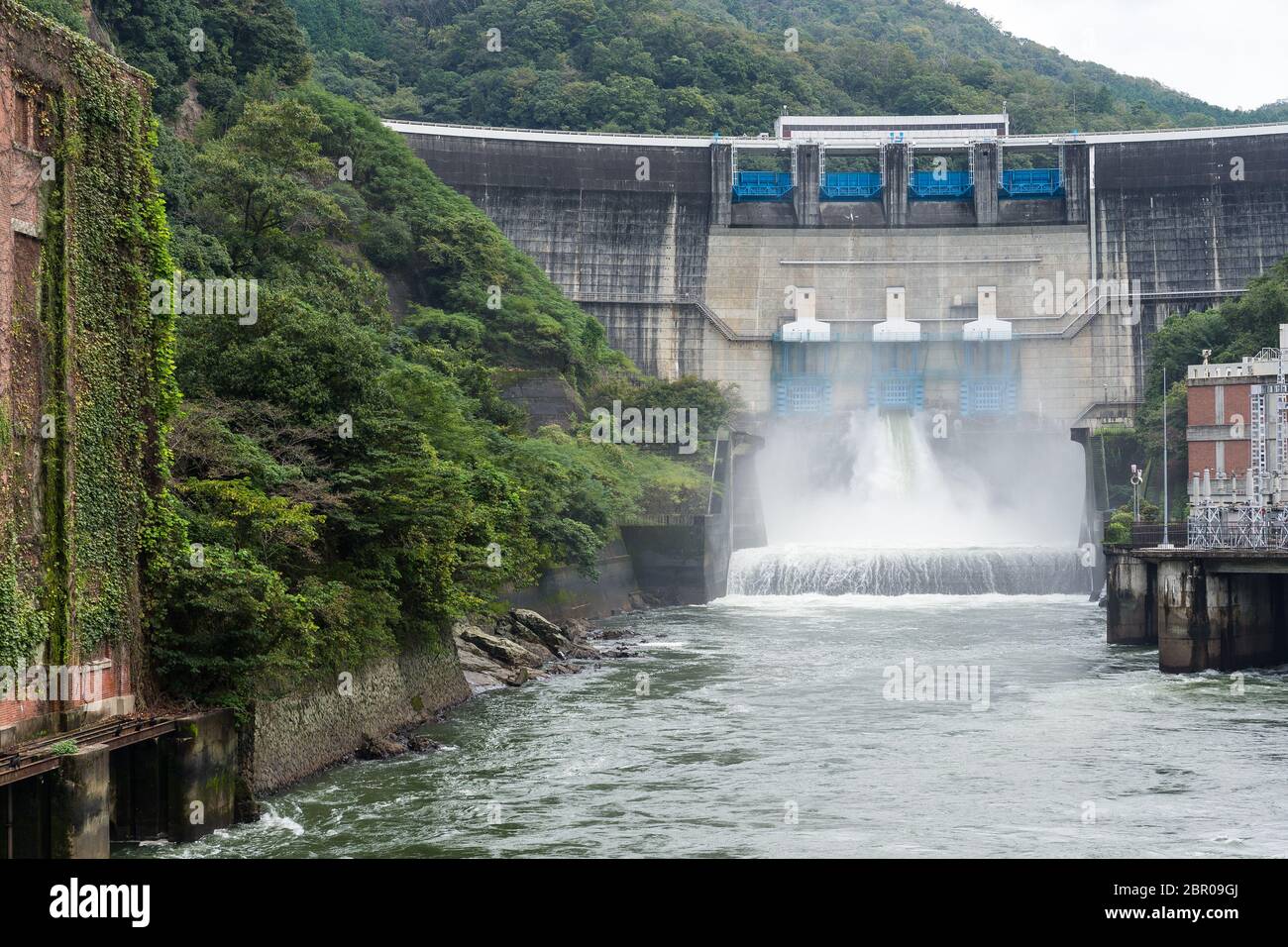 Dam water release Stock Photo - Alamy